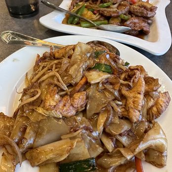 NOODLE WORKS - Updated October 2025 - 145 Photos & 92 Reviews - 250 ...