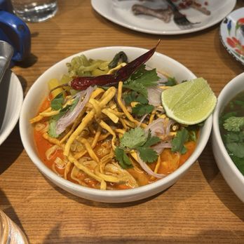 KIN KHAO - Updated June 2025 - 6347 Photos & 2611 Reviews - 55 Cyril ...