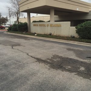 OCOM IMAGING - Updated December 2024 - 10 Reviews - 13301 N Meridian ...