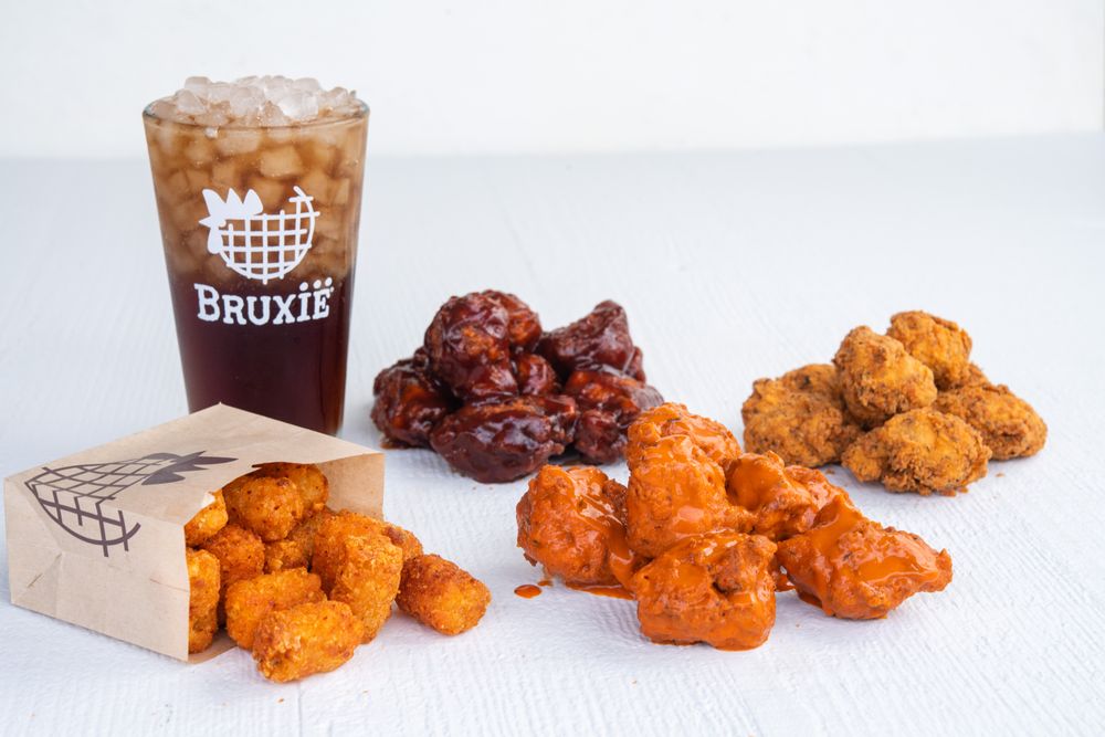 BRUXIE - Updated August 2025 - 98 Photos & 64 Reviews - 311 E Broad St ...