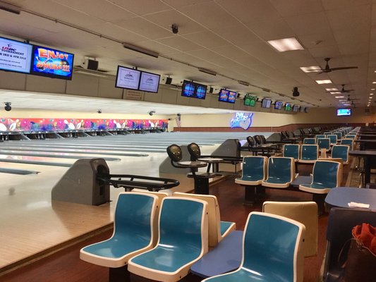PIN CHASERS - 32 Photos & 26 Reviews - Bowling - 6816 Gall Blvd ...