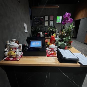 HELLO TEMAKI - Updated August 2025 - 1065 Photos & 243 Reviews - 9261 ...