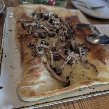 THE FACTORY KITCHEN - Updated September 2024 - 3904 Photos & 1606 ...