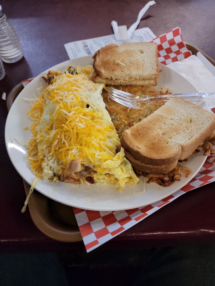 GOLDEN SPIKE BURGERS - 42 Photos & 76 Reviews - 3960 W Hwy 13, Corinne ...