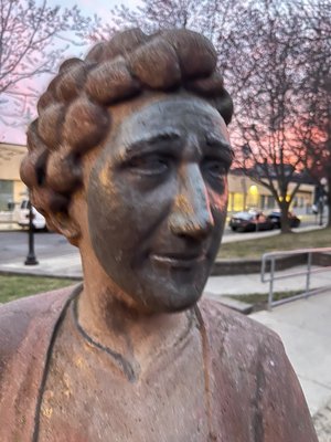 DAVIS SQUARE - Updated September 2024 - 33 Photos & 60 Reviews - 1 ...