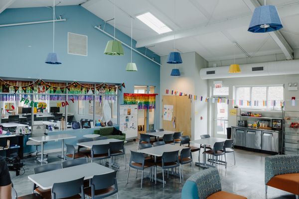 COVENANT HOUSE ILLINOIS - Updated January 2026 - 11 Photos - 2934 W ...