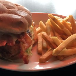 THE SWIG BAR - Updated October 2025 - 105 Photos & 98 Reviews - 2466 ...