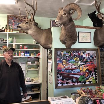 DALE STORE - Updated December 2025 - 13 Photos - 48388 Hwy 395 N, Ukiah ...