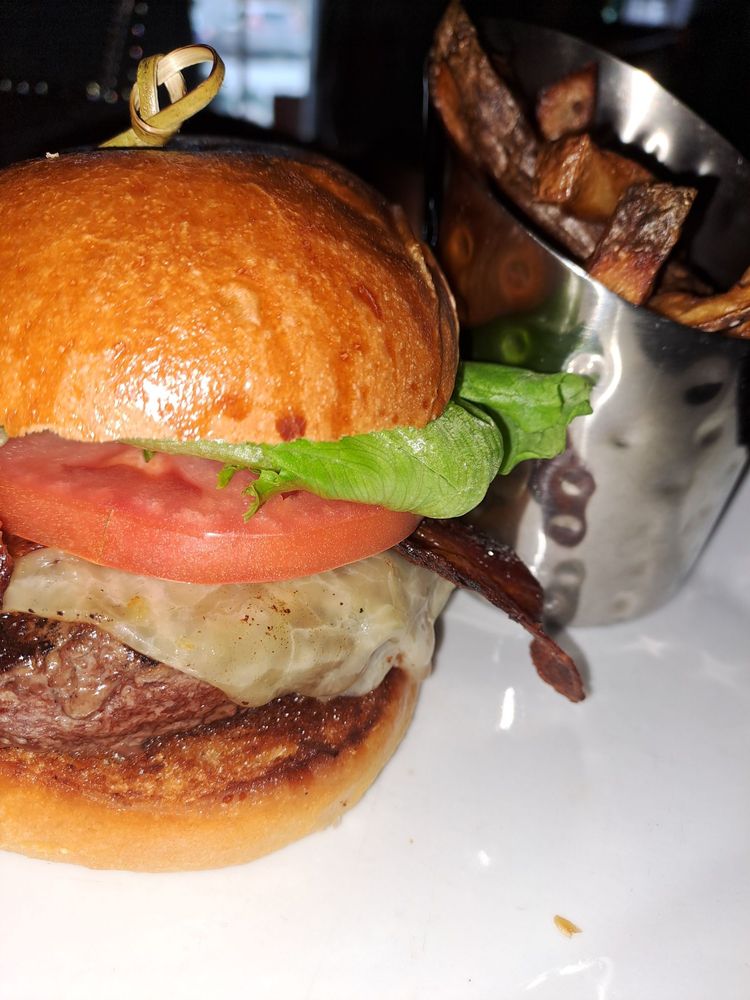 1846 INN & TAVERN - Updated July 2025 - 17 Photos & 10 Reviews - 108 ...