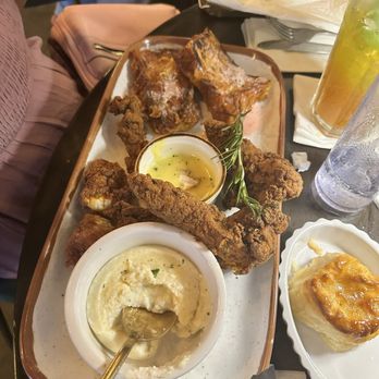 JUST SPOONS CAFE - Updated May 2024 - 1007 Photos & 616 Reviews - 7023 ...