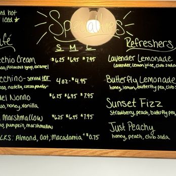 CAFE CLUB MONTVILLE - Updated August 2025 - 50 Photos & 27 Reviews - 67 ...