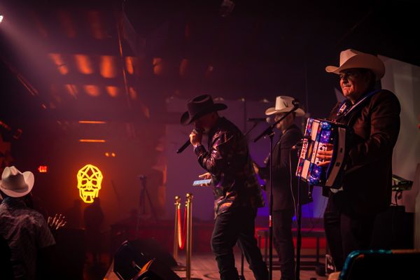 XANTOLO NIGHT CLUB - Updated April 2024 - 25 Photos - 4139 W Bell Rd ...