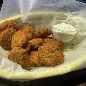 WINGZUP - Updated January 2025 - 476 Photos & 528 Reviews - 1000 E 41st ...