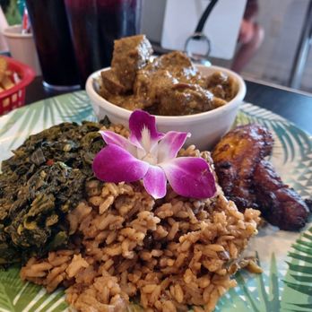 QUEEN TRINI LISA - Updated August 2025 - 174 Photos & 124 Reviews ...