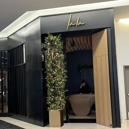 LALA - Updated October 2025 - 217 Photos & 65 Reviews - 1000 The Mall ...