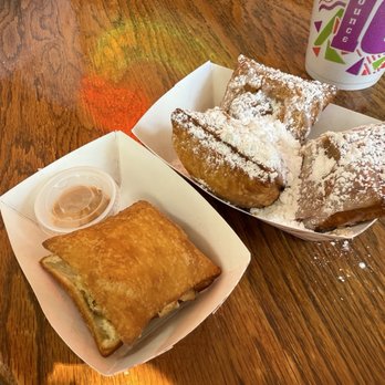 LORETTA’S AUTHENTIC PRALINES - Updated April 2025 - 453 Photos & 313 ...