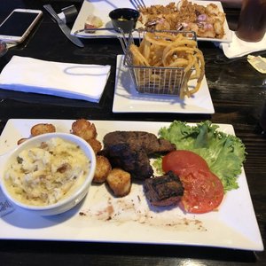 RAE ROCKS BAR & GRILL - 57 Photos & 26 Reviews - 159 Pelham St, Methuen ...