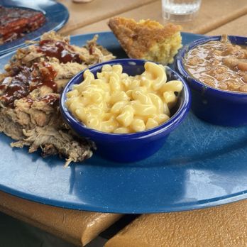 BRICKYARD PUB AND BBQ - Updated December 2025 - 305 Photos & 379 ...