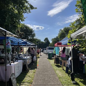 HIP DONELSON FARMERS MARKET - Updated August 2025 - 24 Photos - 2705 ...