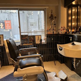 2H BARBER SHOP - 1 Chome-15-5, Shinjuku City, 東京都, Japan - Barbers ...