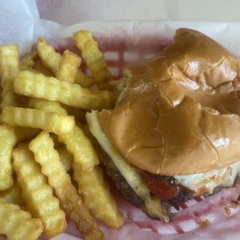 CENTER GROVE GRILL & SODA SHOP - Updated October 2025 - 49 Photos & 45 ...