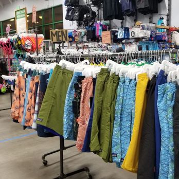 SPORTS BASEMENT - SANTA ROSA - Updated December 2024 - 67 Photos & 122 ...