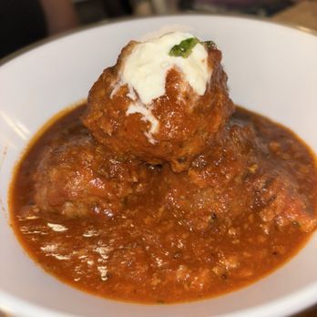 MAMASAMAS RESTAURANT - Updated May 2025 - 93 Photos & 32 Reviews - 1451 ...