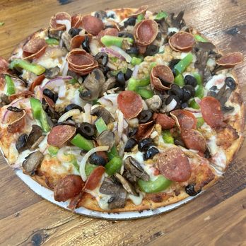 THE CRUST PIZZA - Updated January 2026 - 194 Photos & 281 Real Reviews ...