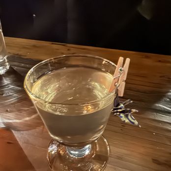 THE WHITE RABBIT - Updated June 2025 - 616 Photos & 413 Reviews - 207 N ...