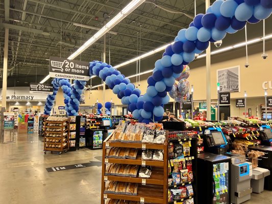 Book a Table - Albertsons - Updated November 2025 - 12 Photos - 18 ...