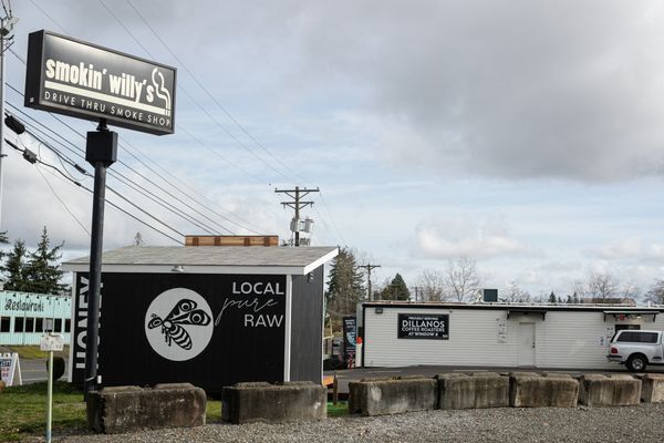 SMOKIN’ WILLY’S - Updated December 2025 - 15 Photos & 19 Reviews - 3008 ...