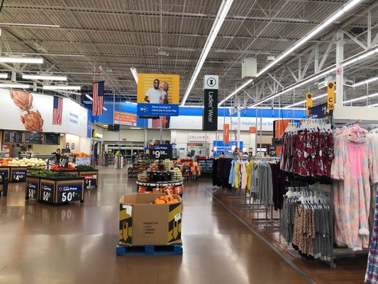 Photos of WALMART SUPERCENTER - Updated August 2024 - 115 Photos & 143 ...