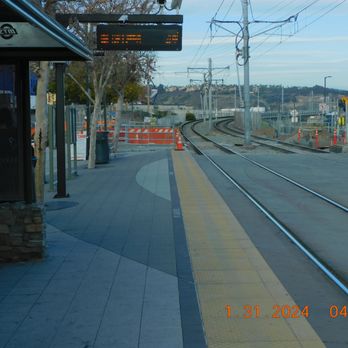 FENTON PARKWAY TROLLEY STATION - Updated July 2024 - 17 Photos - 2000 ...