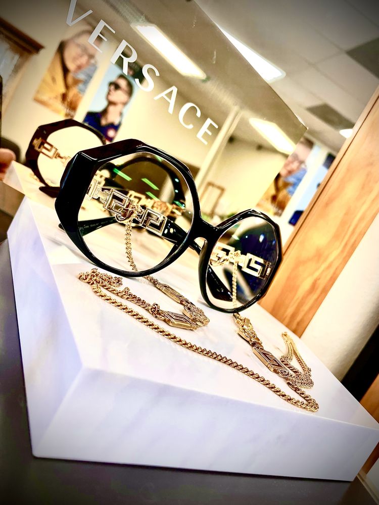 CLARA VISION - Updated October 2025 - 44 Photos & 17 Reviews - 910 S ...