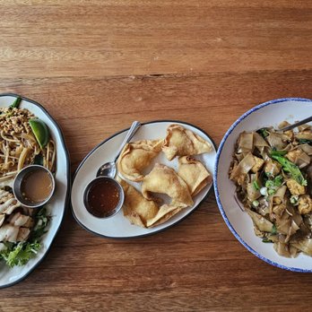 THAI PEACOCK - Updated June 2024 - 961 Photos & 1211 Reviews - 219 SW ...