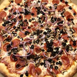 Photos of COLOSSEUM NEW YORK PIZZA - Updated August 2024 - 1052 Photos ...