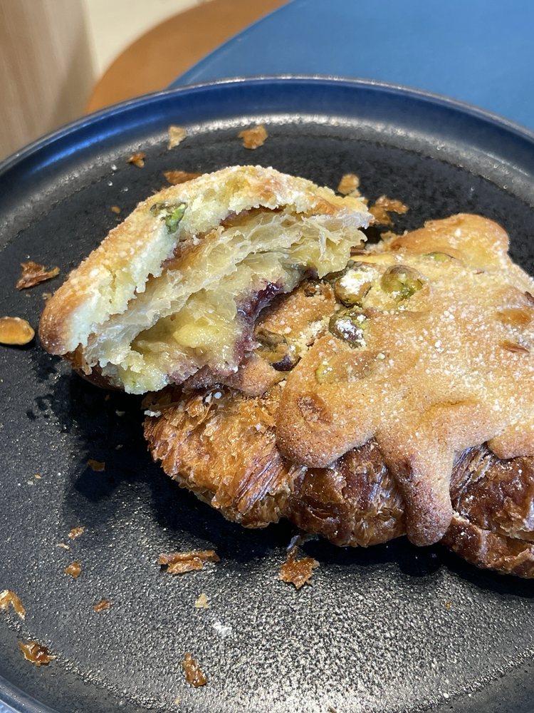 MOONWAKE COFFEE ROASTERS - Updated August 2025 - 662 Photos & 278 ...