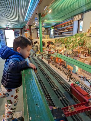 THE TOY TRAIN BARN MUSEUM - Updated January 2026 - 50 Photos & 13 ...