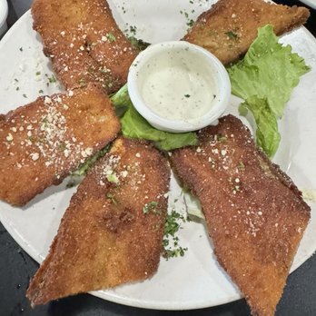 ART’S PLACE - Updated August 2025 - 281 Photos & 417 Reviews - 563 ...