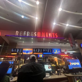 REGAL MODESTO - Updated May 2025 - 132 Photos & 196 Reviews - 3969 ...