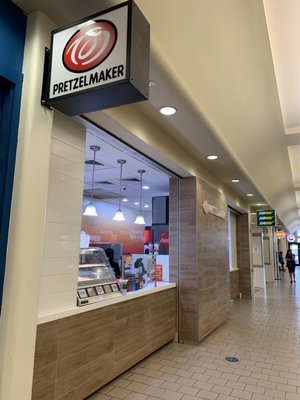 PRETZELMAKER - Updated October 2024 - 54 Photos & 68 Reviews - 4211 ...