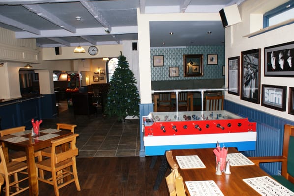 THE OLD PIER TAVERN - Updated July 2025 - 40 Photos - Pier Street ...