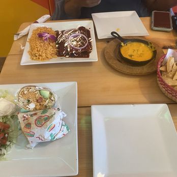 MR CACTUS AUTHENTIC MEXICAN GRILL - Updated October 2025 - 46 Photos ...