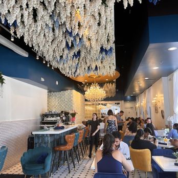 THE BLOOM LOUNGE - Updated November 2024 - 394 Photos & 186 Reviews - 6145 Windhaven Pkwy, Plano ...