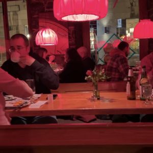 STASH CAFÉ - 433 Photos & 358 Reviews - 200 Rue Saint-Paul Ouest ...