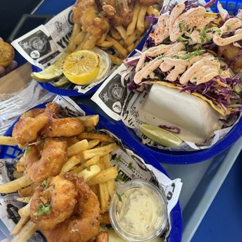 ROXY & JO’S SEAFOOD GRILL & OYSTER BAR - Updated May 2024 - 163 Photos ...