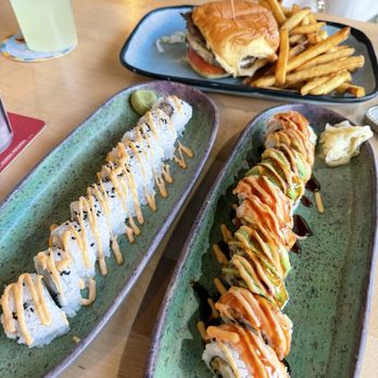 CATCH 23 - Updated October 2025 - 55 Photos & 48 Reviews - 10 Center St ...