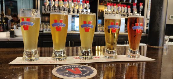 VICTORY BREWING COMPANY DOWNINGTOWN - 541 Photos & 670 Reviews - 420 ...