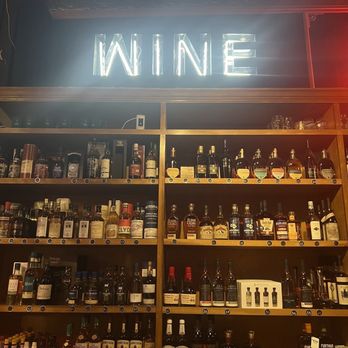 PRINTERS ROW WINE SHOP - Updated June 2025 - 66 Photos & 148 Reviews ...