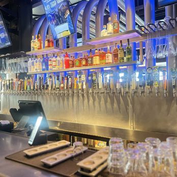 YARD HOUSE - Updated May 2025 - 773 Photos & 534 Reviews - 950 W Big ...